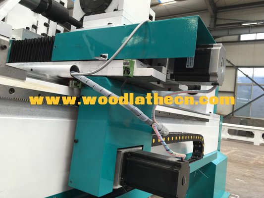 Automatic cnc wood lathe KC1530-D