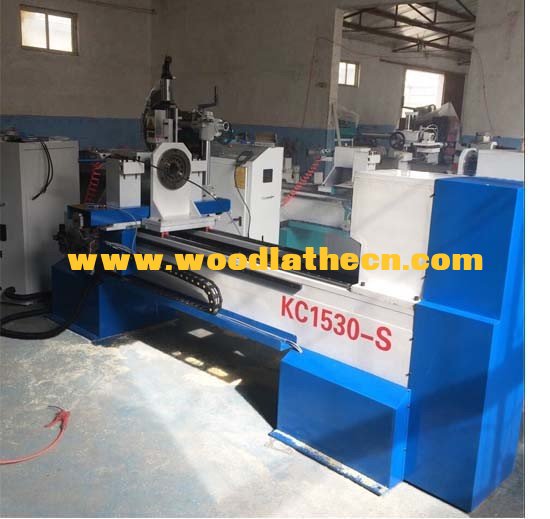 3 axis cnc lathe wood turning machine with engraving spindle cnc wood lathe