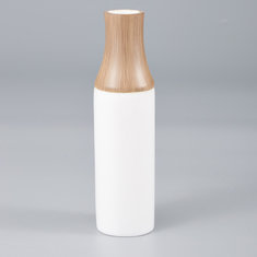 China hotel guestroom resin vase supplier