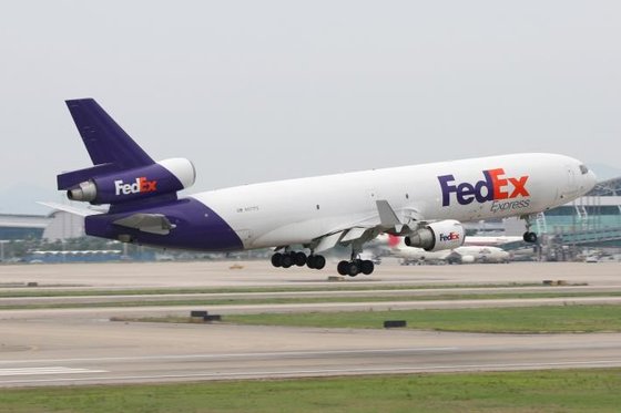 Global FEDEX delivery service China Guangzhou Hongkong Shenzhen Dongguan to USA