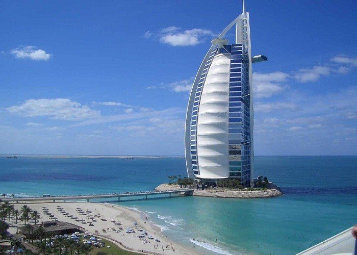 Cargoes UPS Express Saver Service to Dubai , Door to Door Courier service
