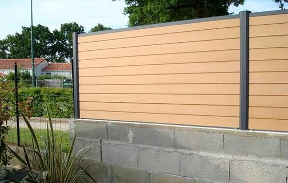 China wholesale outdoor 3d wood grain wpc fencing wpc fence panels wpc fence boards
