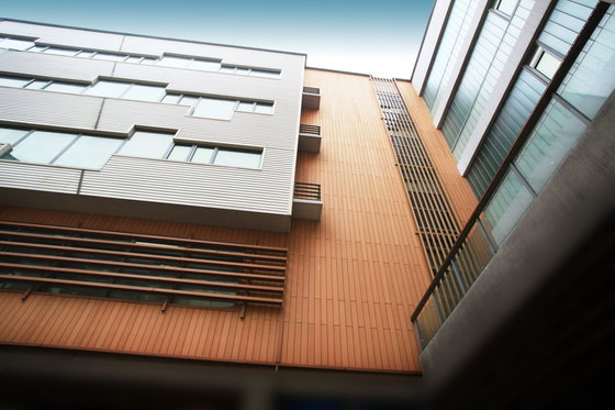 china supplier high quality hollow design capped decking 3d embossing composite decking wall boards
