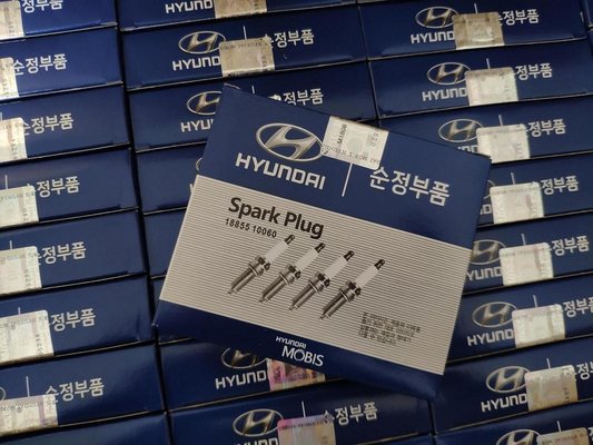 Spark plug 18855 10060 OEM for HYUNDAI, KIA - AUTO Hyundai/Kia 18855-10060 Свеча зажигания