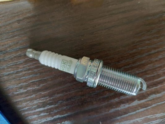 NGK 5018 LFR5AGP G-Power platinum resistor spark Plug