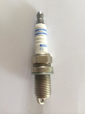 4 Wheel car Peugeot Spark Plugs Bosch FR8DC +6   OE 0 242 229 659