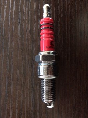 SIMBA Motorcycle spark plug D8TC modified red head manufacture D8EA  2017 hot sal