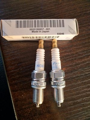 SPARK PLUG FIAT 55188857 GENUINE FIAT PANDA 1.1 1.2 1.4 BUJIAS