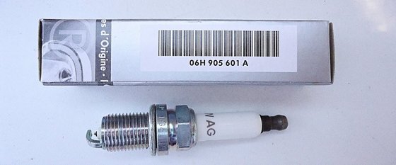 NGK PFR7S8EG (1675) 06H905601A Genuine Volkswagen Audi