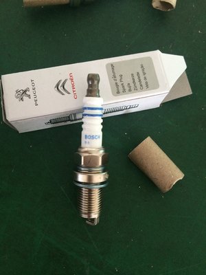 PEUGEOT copper core spark plug 5960.J2  BOSCH FR7DC9