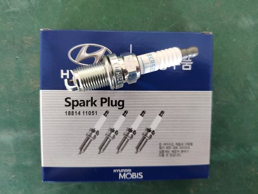 Hyundai/Kia 18814-11051 Свеча зажигания BKR5ES-11 Genuine Hyundai PLUG ASSEMBLY