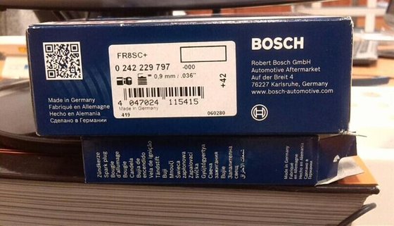 свеча зажигания FR8SC +42 bosch для продажи OEM 0242229797 de Denso K20HR-U11 BOSCH FR8SC +42
