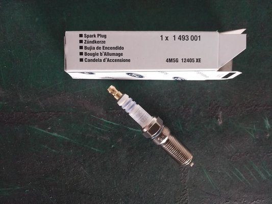 Genuine Ford Spark Plugs 1787829 / 2050957/1493001