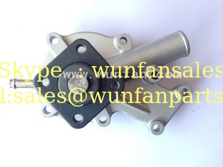 Kubota D722  D622 19883-73030 water pump