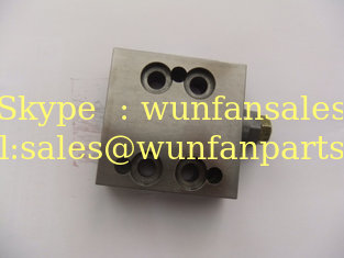 723-40-70100 Pressure reducing valve pressure relief valve for komatsu PC200-6