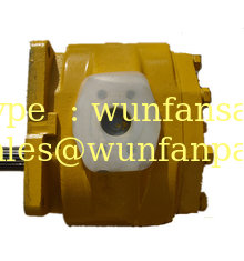 komatsu D355A bulldozer steering pump 07448-66200