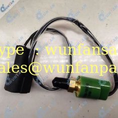 KOMATSU EXCAVATOR PC200-5 PRESSURE SWITCH 207-06-15190