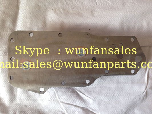 komatsu 6735-61-2110 7p oil cooler fits  PC200-6 6D102 engine