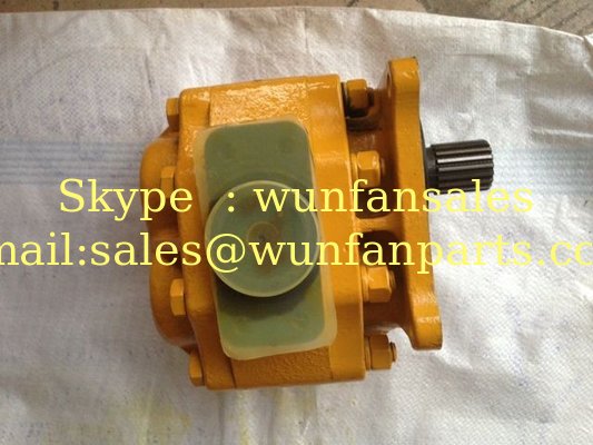 koamtsu 07440-72202 New Steering Pump D155A, D155C-1 model