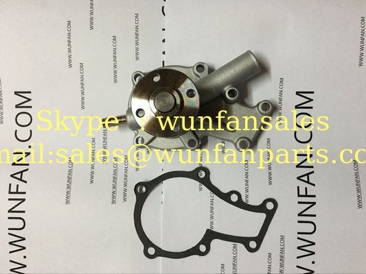 New Kubota D722 WATER PUMP 1E051-73030, 1E051-73034, 19883-73030
