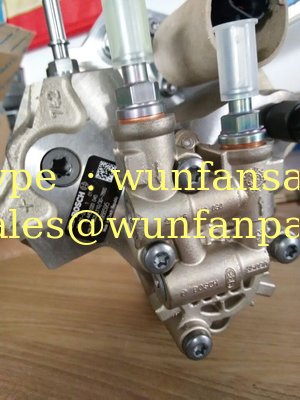 Geniune New BOSCH Fuel Injection Pump  0445020045 for komatsu 6754-71-1012 PC200-8  injection pump
