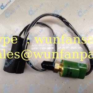 KOMATSU EXCAVATOR PC200-5 PRESSURE SWITCH 207-06-15190
