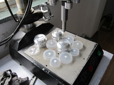 bottle shutter ultrasonic welding machine