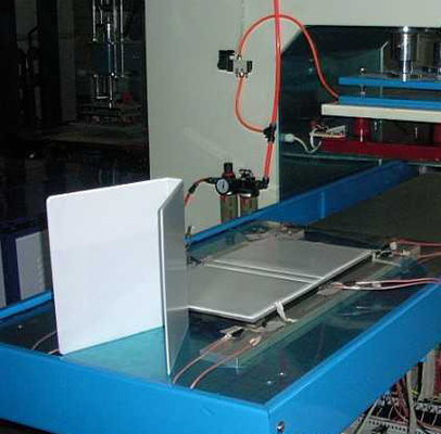 Folder ultrasonic welding equipment