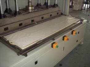 The MBR plate membrane welding equipment