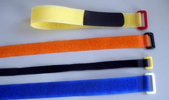 Plastic Velcro fastening with the ultrasonic welding machine
