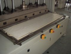 The MBR flat membrane welding machine