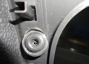 Hot melt riveting point machine