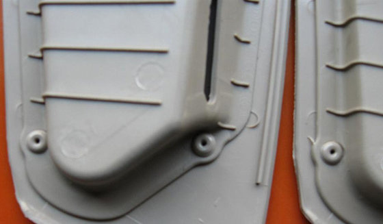 Hot melt riveting point machine