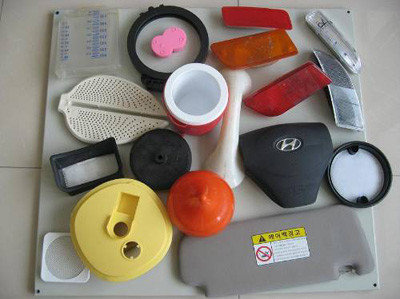 Double ultrasonic plastic welding machine