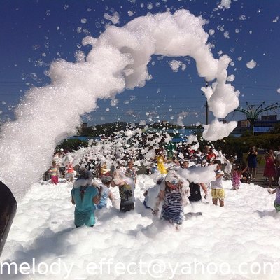 Easy Operation Foam Machine from China Manufacturer Entertain Foam Dance Party