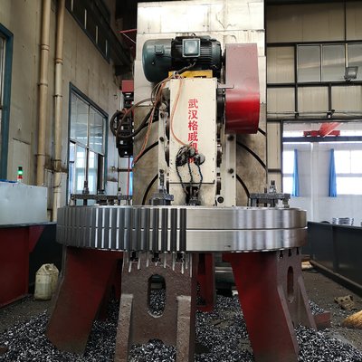 China R450-7 excavator slewing ring gear bearing (1675*1346*132mm) for Hyundai R450-7 excavator supplier