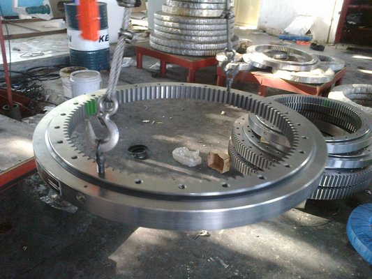 I.1500.32.00.C Internal gear flange slewing turntable bearing(1500*1212*90mm) for mobile trailers supplier
