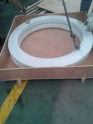 Liebherr excavator slewing ring, R924 slewing ring for Liebherr excavator, R924 excavator slewing bearing supplier