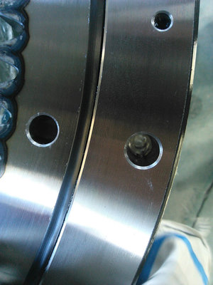 060.20.0944 light type no gear slewing bearing for packing machine supplier