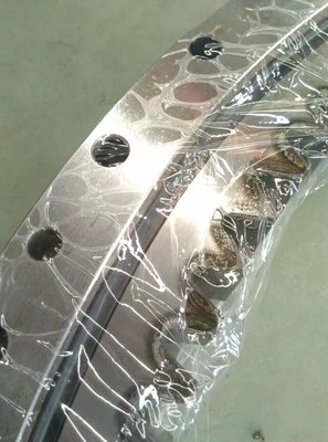 061.20.0744 light type no gear slewing bearing for packing machine supplier