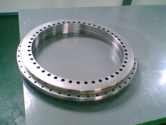 YRT950 rotary table bearing,YRT950 turntable bearing with high precision,YRT950 bearing supplier