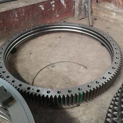 E.750.20.00.B External gear light type slewing ring bearing(742.3*572*56mm) for Food industry machinery supplier