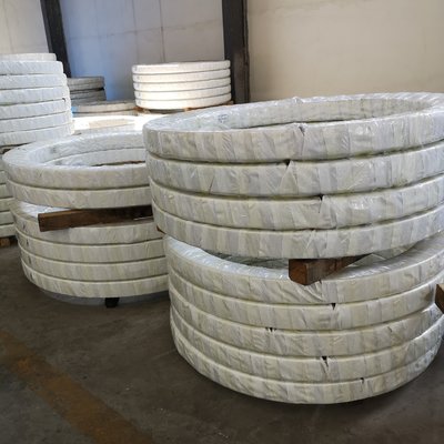 SK04 excavator swing circle bearing slewing ring (1093*889*87mm) for Kobelco SK04 excavator supplier