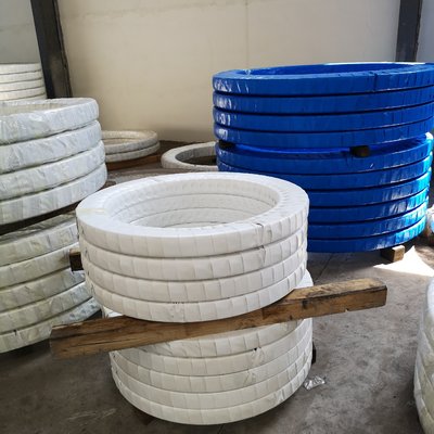 SK04 excavator swing circle bearing slewing ring (1093*889*87mm) for Kobelco SK04 excavator supplier