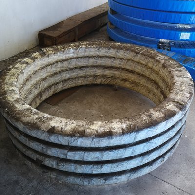 201-25-51100/201-25-61100/201-25-72102 excavator swing bearing supplier