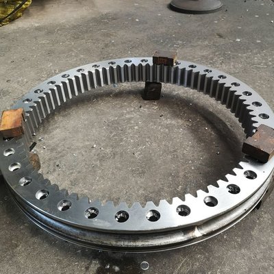 4000810-001 Manitex Boom Truck Crane Slewing Ring Gear supplier