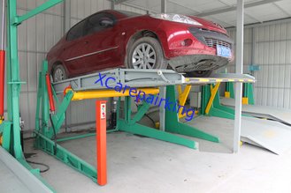 China Simple Car Parking Lift 2000KG Electric Hydraulic Luffing Car Parking Lift Easy Car Stacker supplier