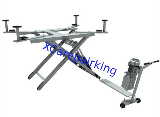 Hydraulic Portable Scissor Car Lifts 2700kg Small Mobile Scissor Auto Lift supplier
