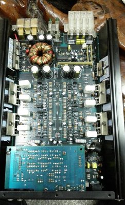 China ClassAB 60W 4CH car amplifier with bass romote control supplier