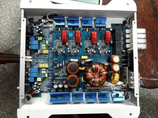 Full requency 150W 4 channels 150.4D  Digital Car Amplifier supplier
